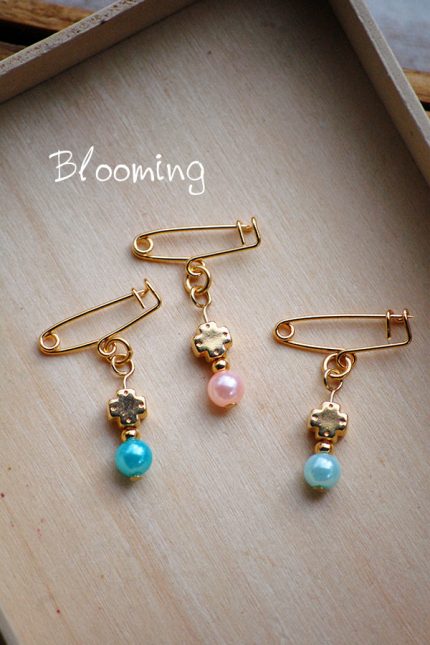 Μαρτυρικα βαπτισης - Blooming