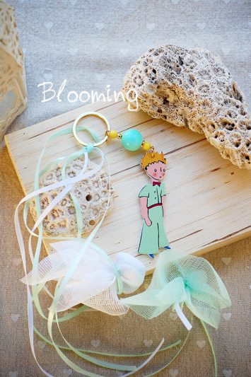 Μπομπονιερα βαπτισης μικρος πριγκιπας - Blooming